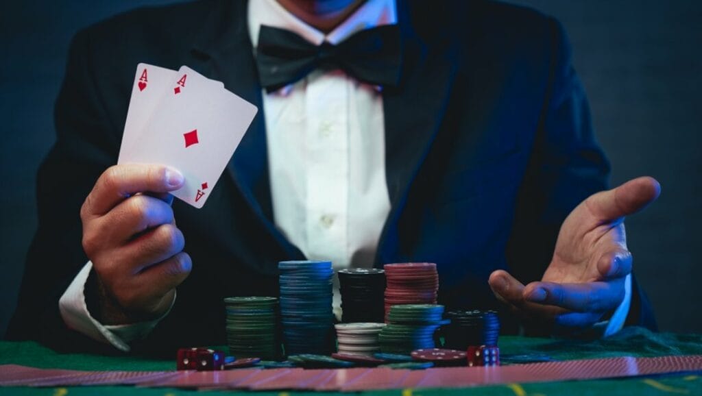 How To Play Against Passive Players in Live Poker – BetMGM