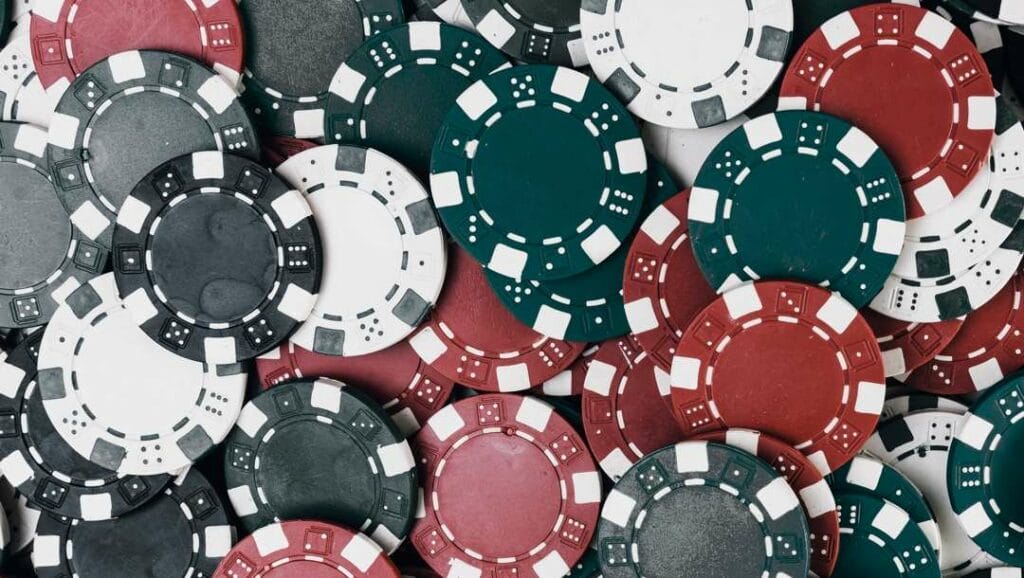 A Guide to Poker Chips – BetMGM